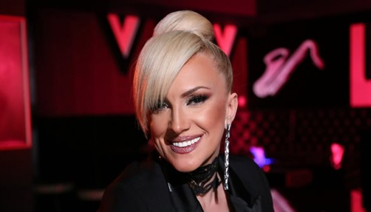 Сашка Васева прогледна! - DUNAVMOST.com