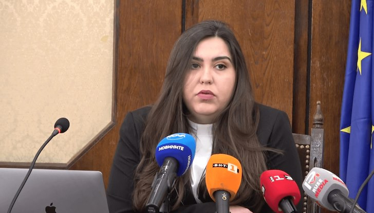 Община Русе: Операторът на летището има предизвестие за прекратяване, а ...